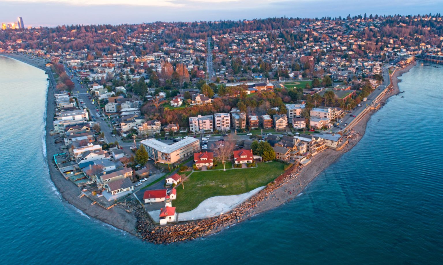 Seattle vs San Francisco: Weather, Cost of Living, Which is Better, and ...