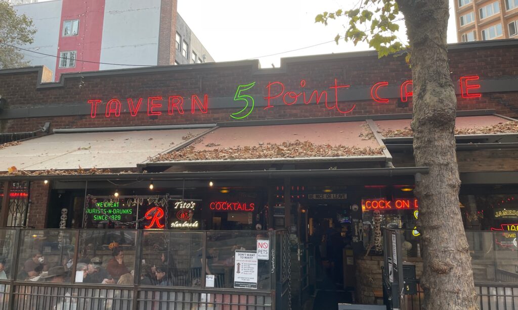 Seattle Restaurants on Diners Drive-Ins & Dives, Anthony Bourdain, and ...