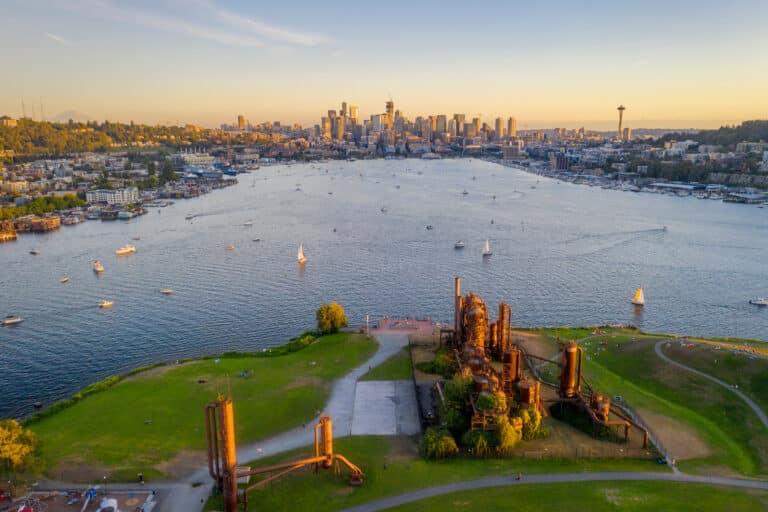 The 8 Absolute Best Locations to Kayak in Seattle (And Where to Rent ...
